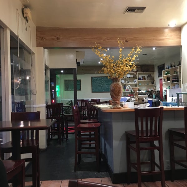 Zabie's Neighborhood Cafe - Café in Santa Monica