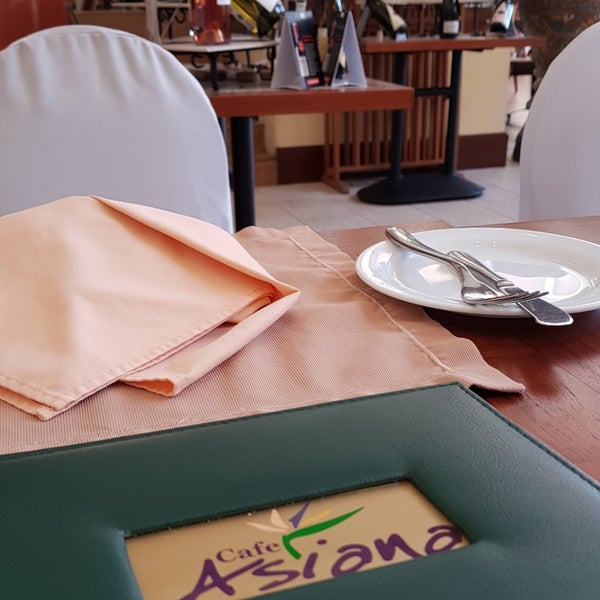 Cafe Asiana Palms