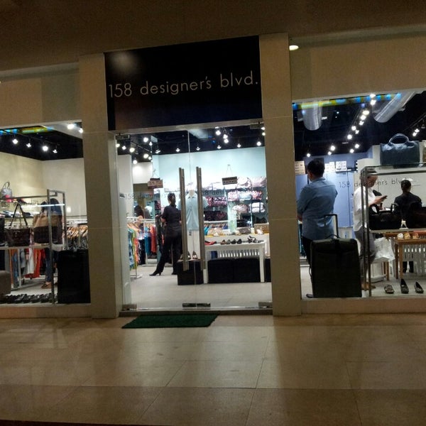 158 Designer's Boulevard Paseo - City of Santa Rosa, Laguna