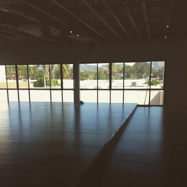 Moore Dance Studio - Dance Studio in Los Angeles