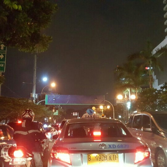 Jalan K.H. Wahid Hasyim - Road