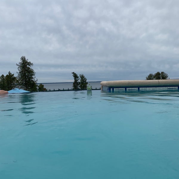 Esther Williams Swimming Pool - 141 visitors