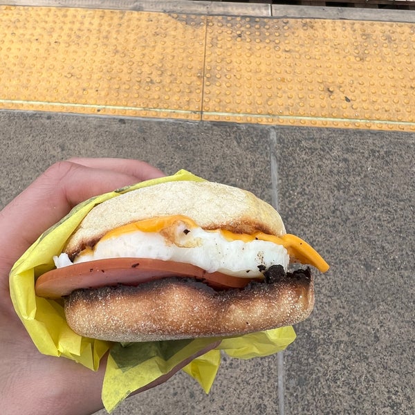 McDonald's - Fast Food Restaurant in Astoria