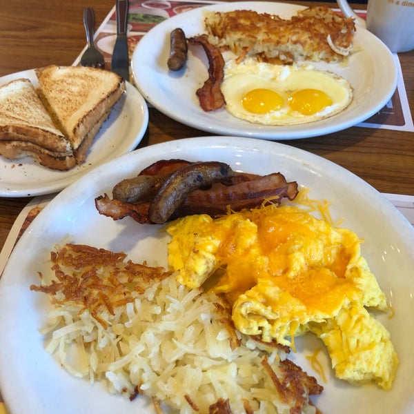 Denny's - Breakfast Spot in El Monte