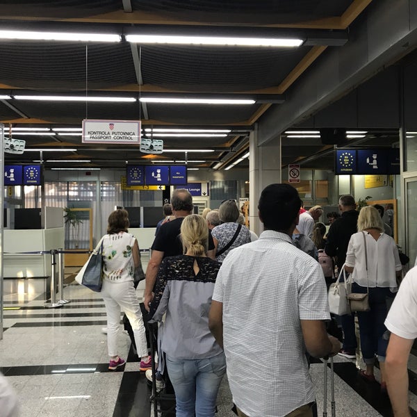 Passport Control - 1 tip