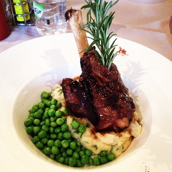 JJ's Diner - Al Romaizan Compound - الندي - 3 tips