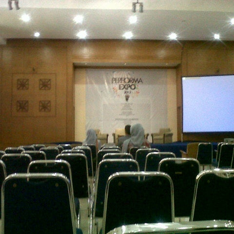 Gedung Amphitheater UPI - College Auditorium in Bandung