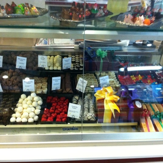 Photos at Watergate Pastry Shop - Dessert Shop in Foggy Bottom