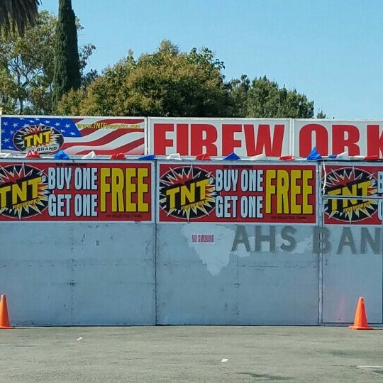 Tnt Fireworks Stand