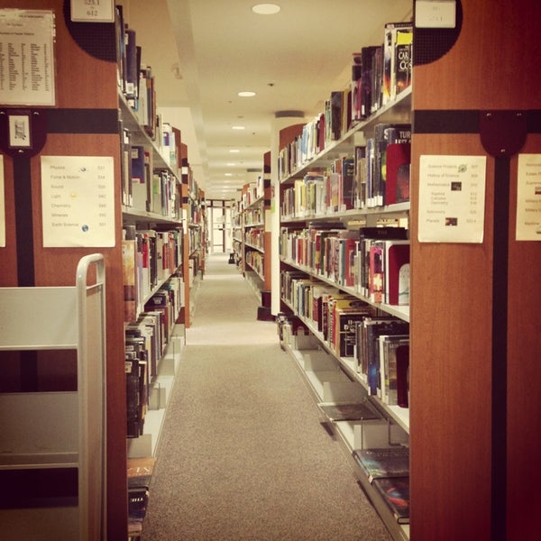 George Mason Regional Library - Annandale, VA