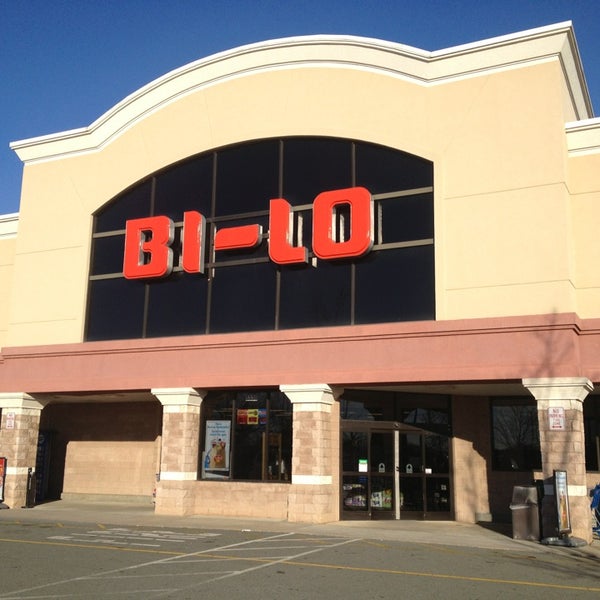 Bi-Lo (Now Closed) - Grocery Store