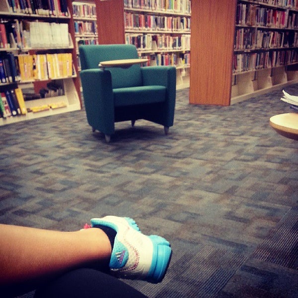 Canyon Country Library - 3 tips from 198 visitors