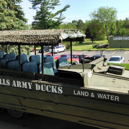 Dells Army Ducks - Boat or Ferry in Wisconsin Dells