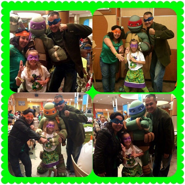 Photos at Nickelodeon Suites Resort Nicktoons Café (Now Closed ...