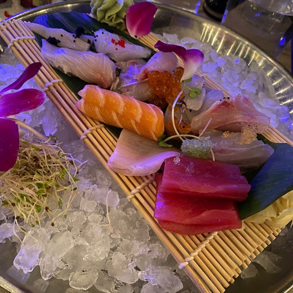 Red Sushi - Sushi Restaurant in Madison