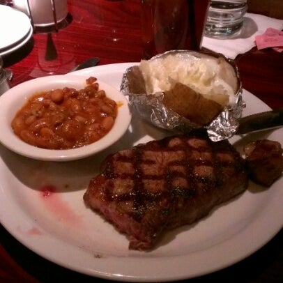 Richard's Prime Rib & Seafood - Steakhouse in Fresno