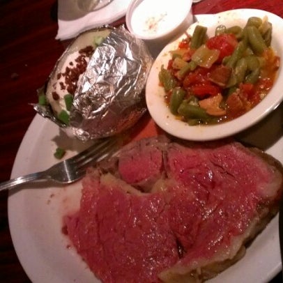 Richard's Prime Rib & Seafood - Steakhouse in Fresno