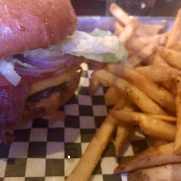 D Street Bar and Grill (Now Closed) - 26 tips