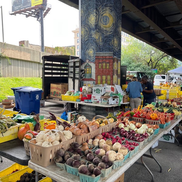 Baltimore Farmers' Market & Bazaar - Farmers Market in Downtown Baltimore