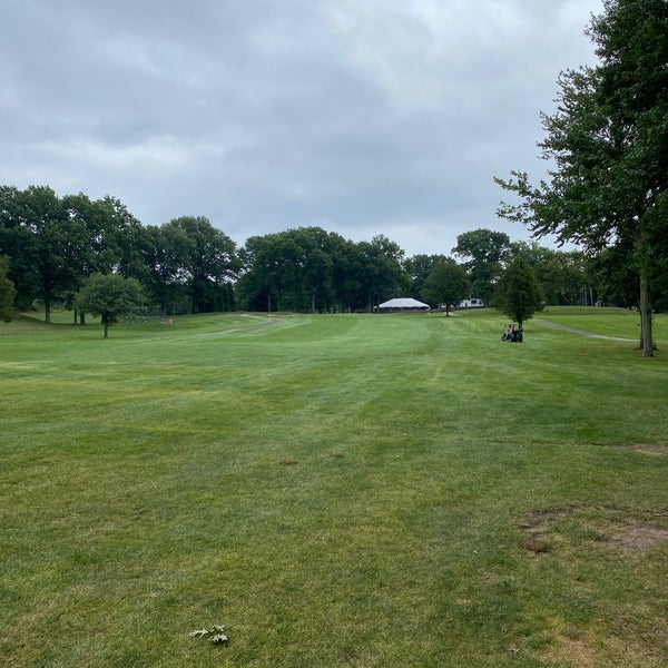 Silver Lake Golf Course - Silver Lake - 15 tips from 727 visitors