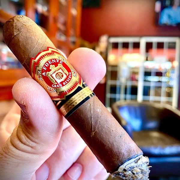 Broadway Cigars - Smoke Shop in Portland