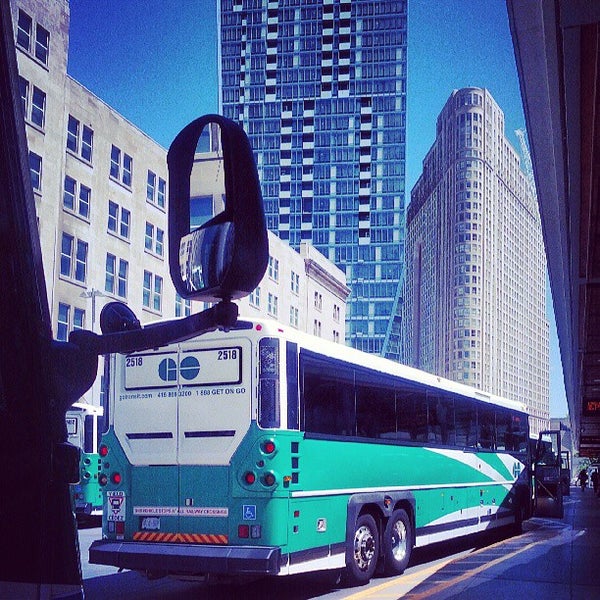 Union Station GO Bus Terminal - Entertainment District - Toronto, ON