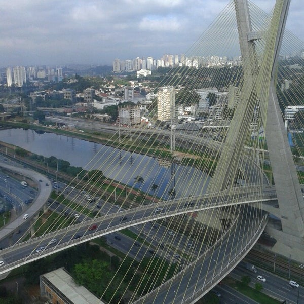 Photos at Zurich Brasil Seguros - Tower Bridge Corporate - Brooklin ...