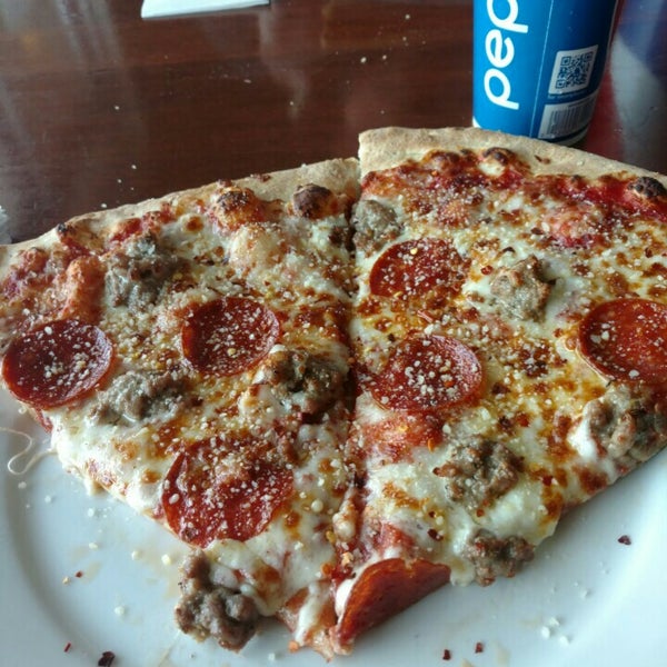 Famous Yeti's Pizza - 2 tips from 64 visitors