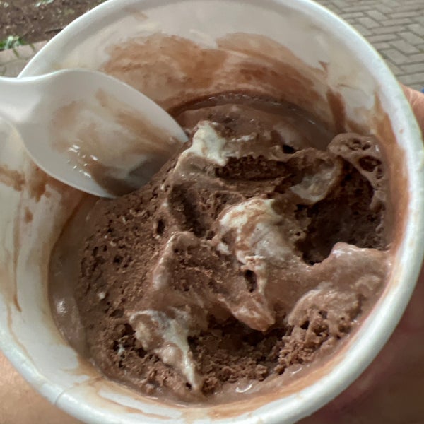 Ice Cream Charlie's - Ice Cream Parlor in Rutherford