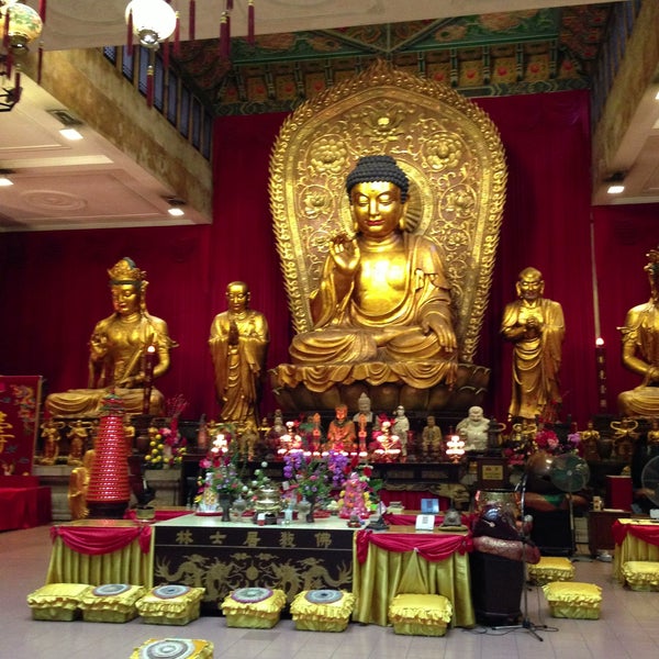 Photos at Singapore Buddhist Lodge 居士林 - River Valley - 17-19 Kim Yam Rd.