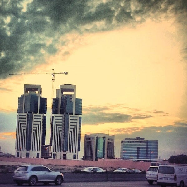 مدرسة الخبر لقيادة السيارات | Khobar Driving School - Khobar, الشرقية