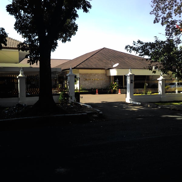 Wisma Dharma Bakti - Hostel in Bandung