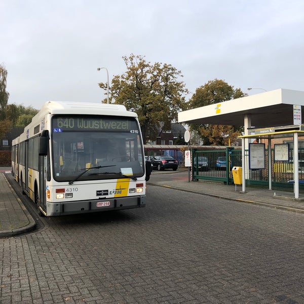 Stelplaats De Lijn - Bus Station in Wuustwezel