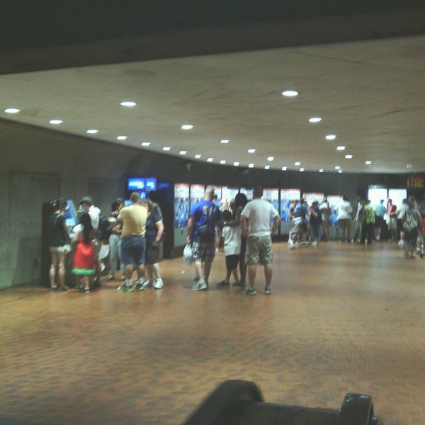 Crystal Gateway One - Arlington, VA