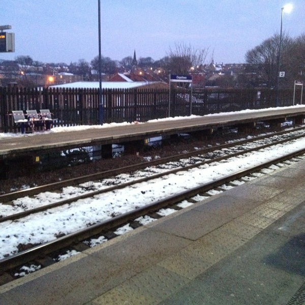 Chapeltown Railway Station (CLN) - Rail Station in Chapeltown