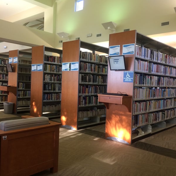 Wellington Public Library - Library