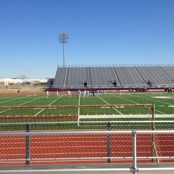 Lion Memorial Stadium - Ennis, TX
