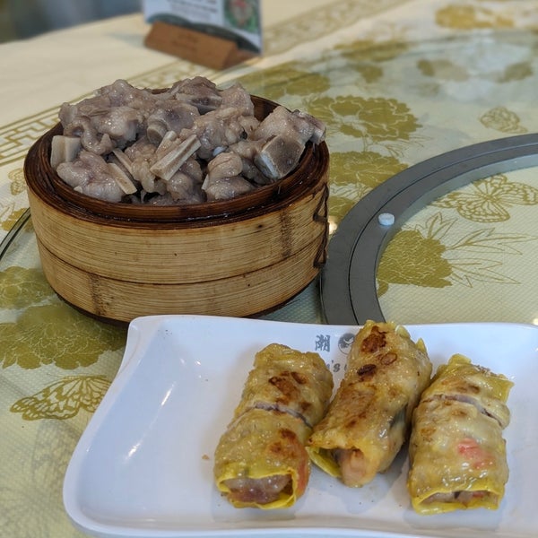 Yan's Garden Chinese Restaurant 潮樓海鮮酒家 - Dim Sum Restaurant in Burnaby