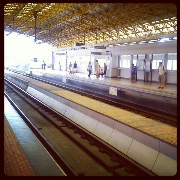 Photos at LRT2 - Araneta Center-Cubao Station - Quezon City District 3 ...