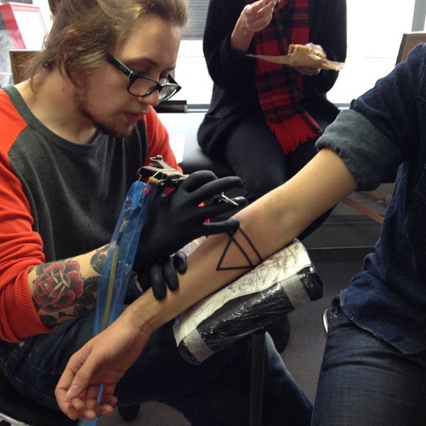 Angelic Hell Tattoo - Tattoo Parlor in Brighton