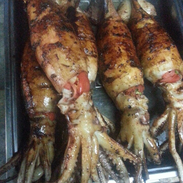 Apung Quintin - Filipino Restaurant in Sampaloc