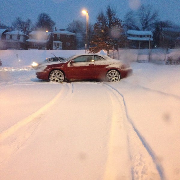 Dormont Junction T Station - Light Rail Station in Dormont