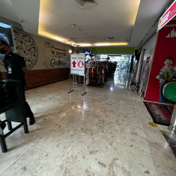 Menteng Huis - Shopping Mall in Jakarta Pusat