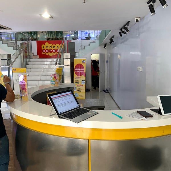 Galeri Indosat - Mobile Phone Store