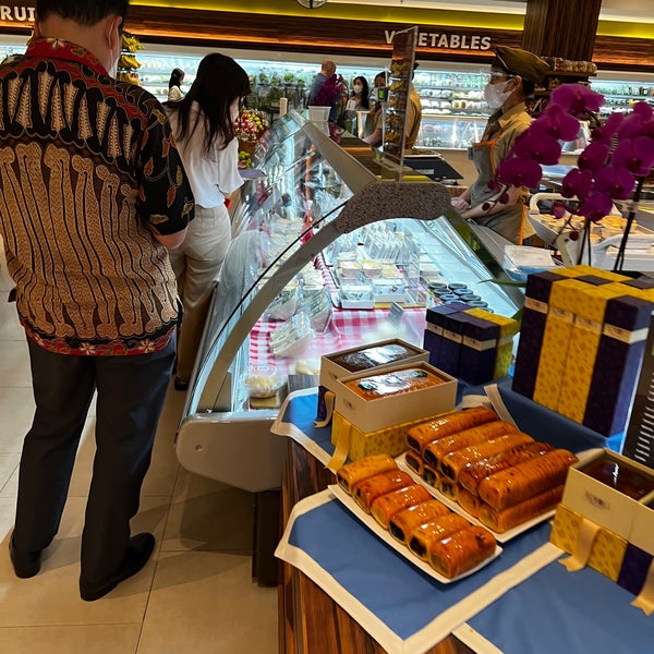 Kem Chicks - Kebayoran Baru - Pacific Place, LG