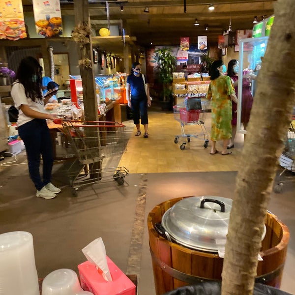 Kem Chicks - Jakarta Selatan, Jakarta