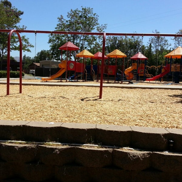 Lindo Lake Park - Park in Lakeside