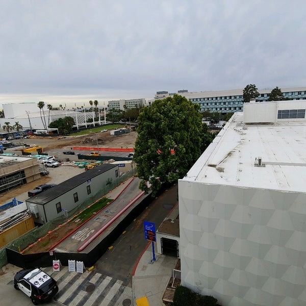 Photos at Los Angeles Superior Santa Monica Courthouse - Courthouse in ...