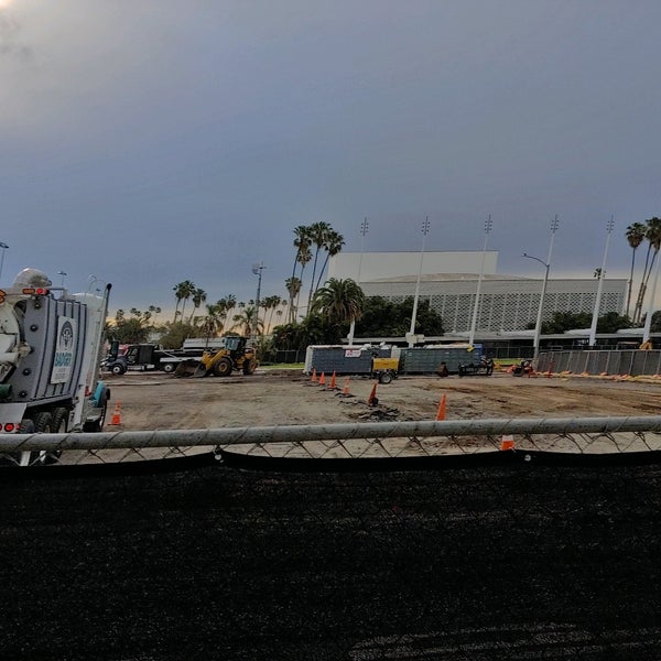 Photos at Los Angeles Superior Santa Monica Courthouse - Courthouse in ...