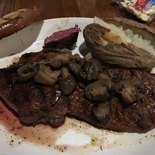 Iowa Beef Steakhouse - Steakhouse in Des Moines